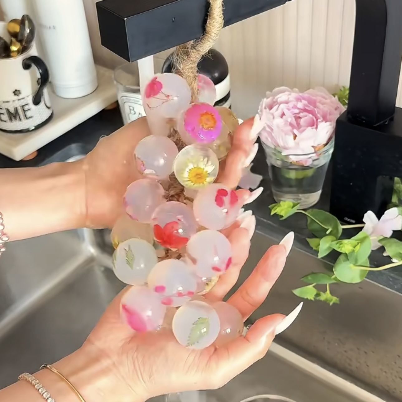 Hawaiian dried flower crystal grape soap material package handmade DIY creative gift